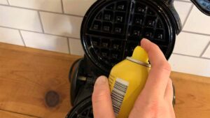 World's Greatest Keto Waffle Recipe {5g carbs) - Resolution Eats